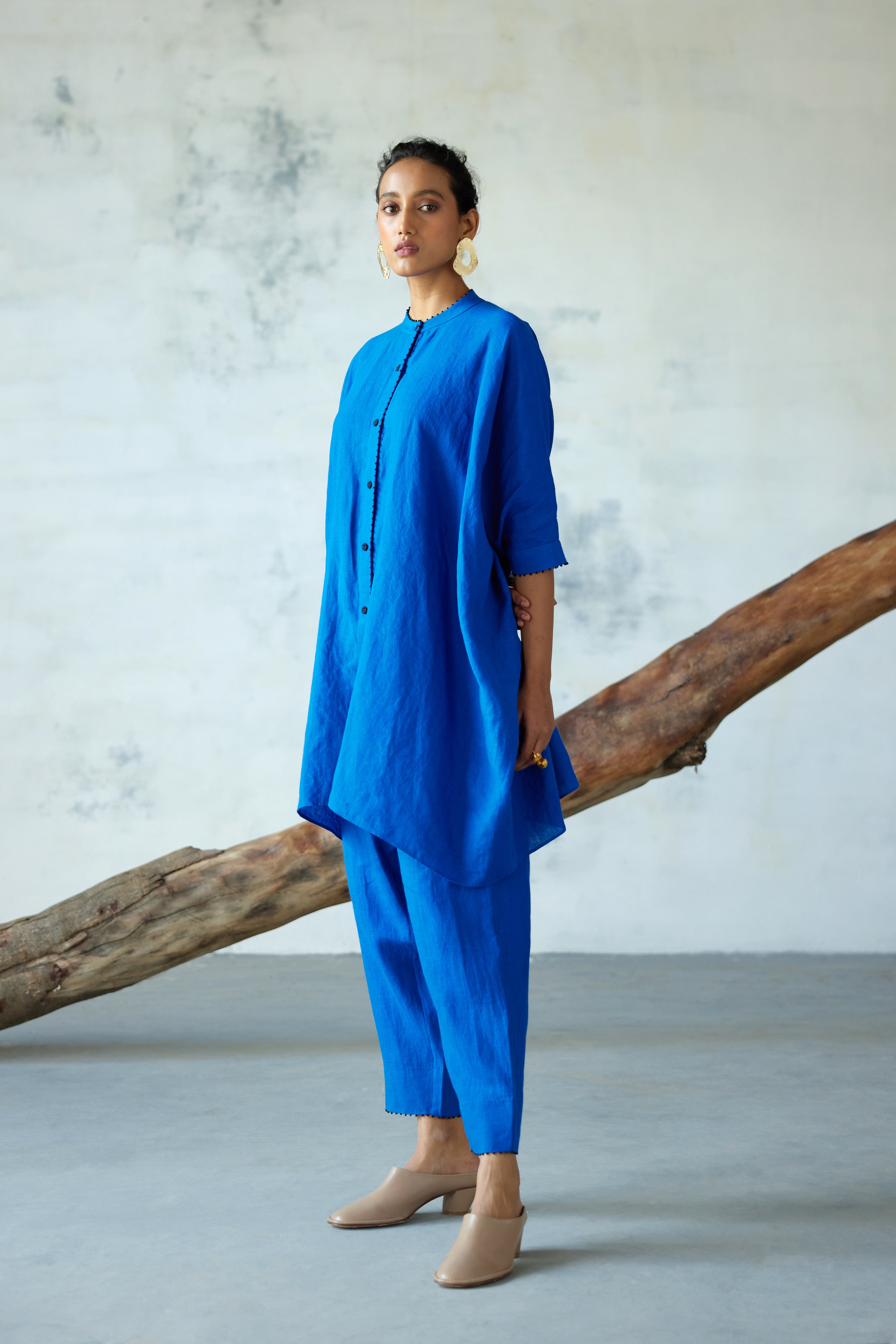 Button-up batwing shirt with Pants – BRIH